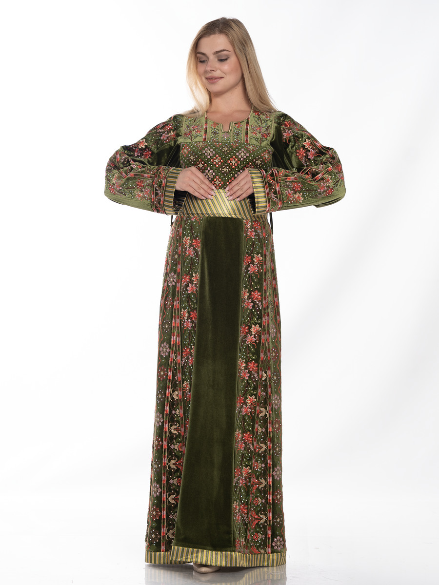 Embroidered thob – She Chocolate